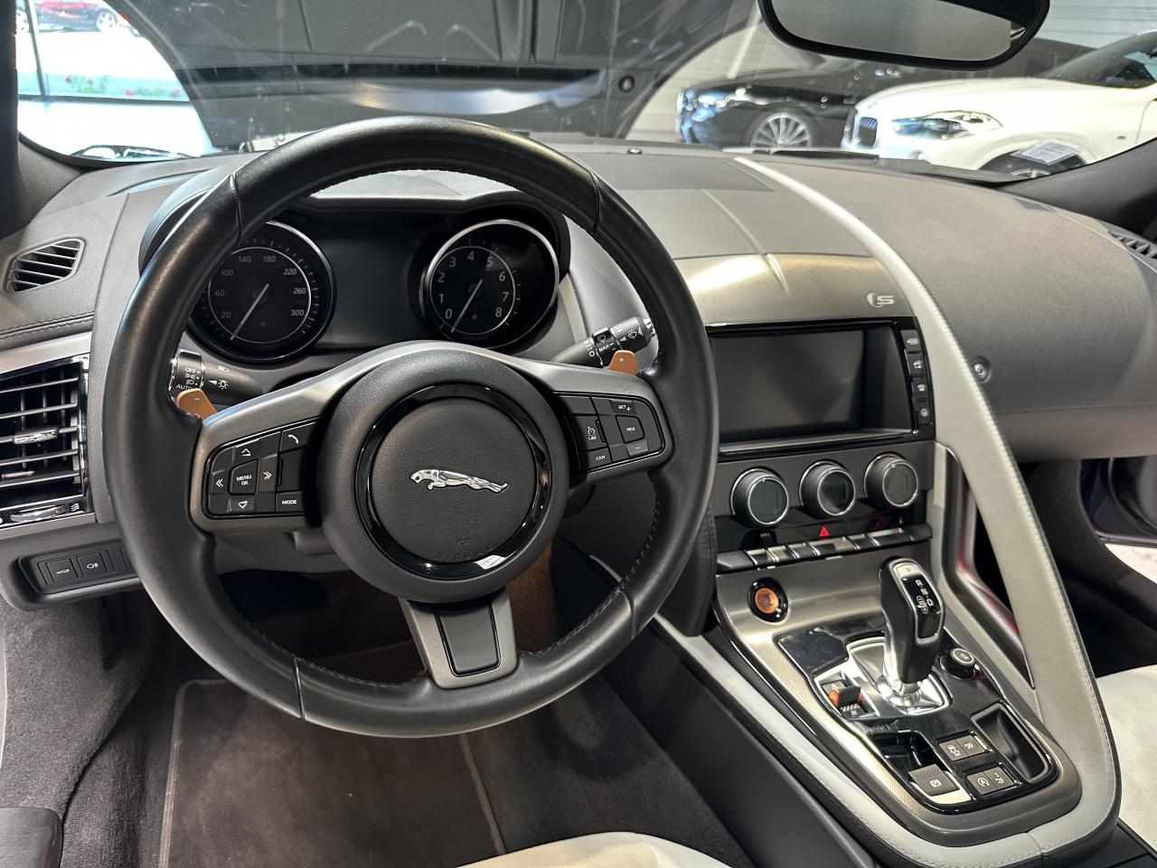 BONNEFIS AUTOMOBILE - JAGUAR-F-TYPE-S 3.0 V6 380ch AWD BVA8, GPS | CAMERA | TOIT PANO ...