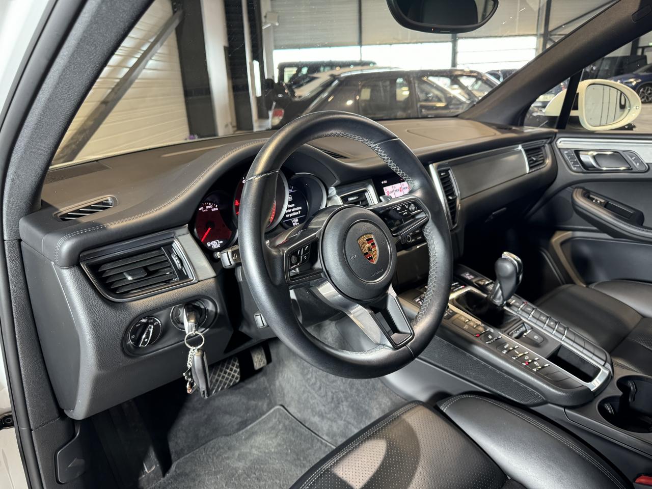 BONNEFIS AUTOMOBILE - PORSCHE-MACAN-2.0 Turbo 252ch PDK, 14 920EUR D OPTIONS, 64 700Km